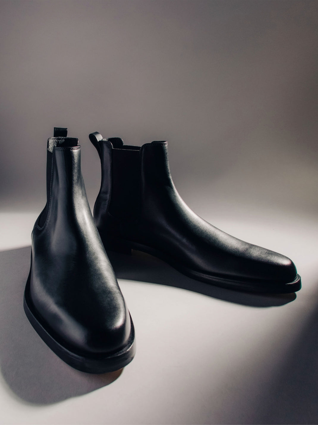 Men's Black Leather Chelsea Boot | Trento in Black | Koio